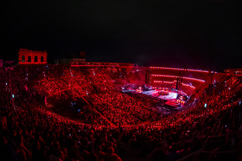 Rtl 102.5, al Power Hits 2025 trionfa Alfa